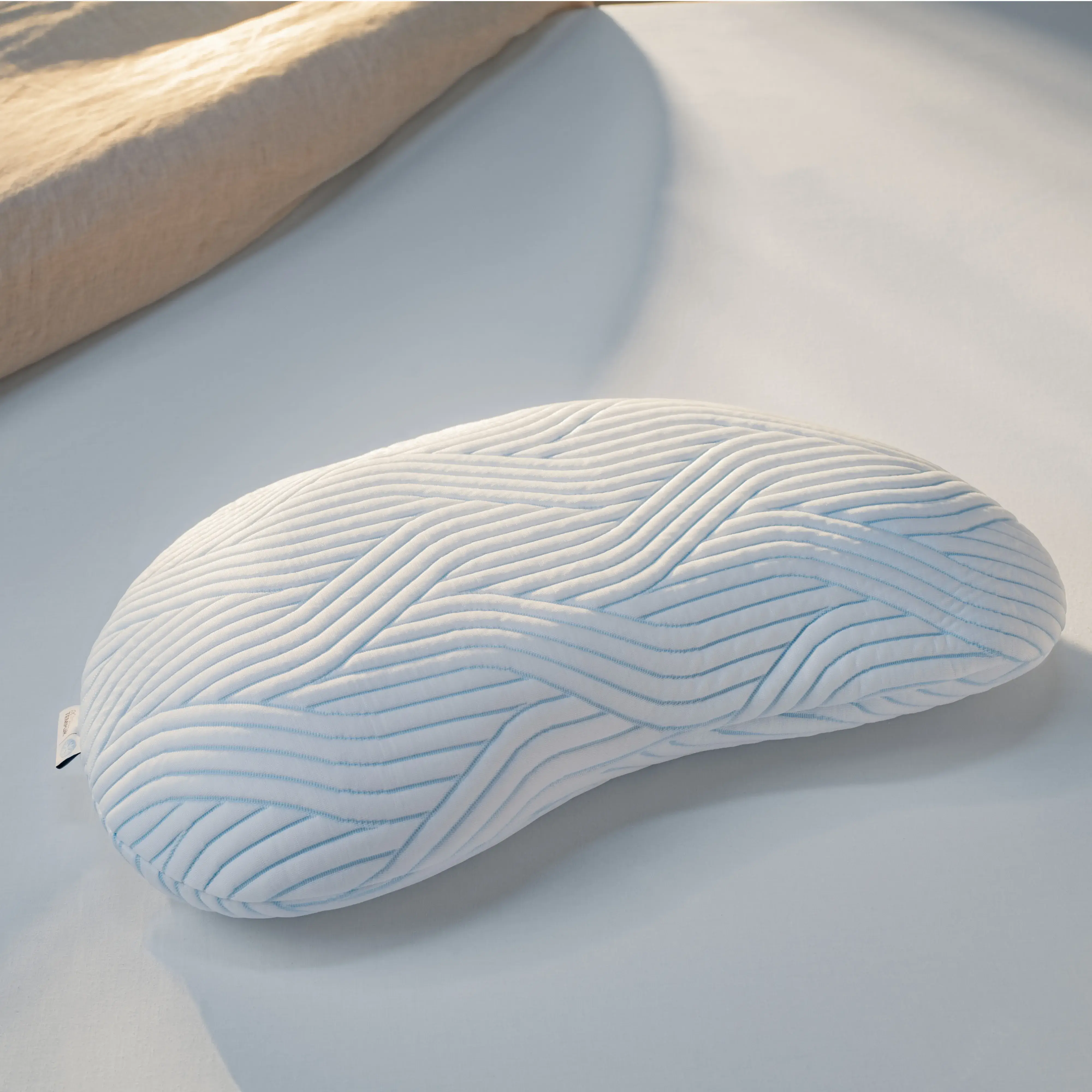 Gối Foam Tempur Sonata cao cấp, nâng đỡ cổ vai gáy tối ưu